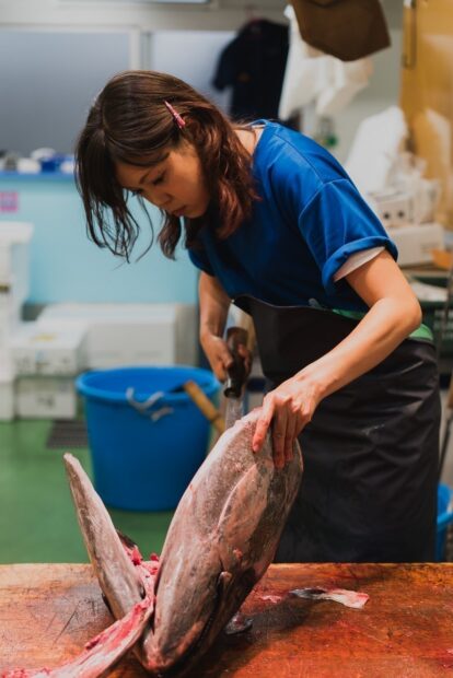Toyosu Fish Market: The 2026 Traveler's Guide To The Tuna Auction ...