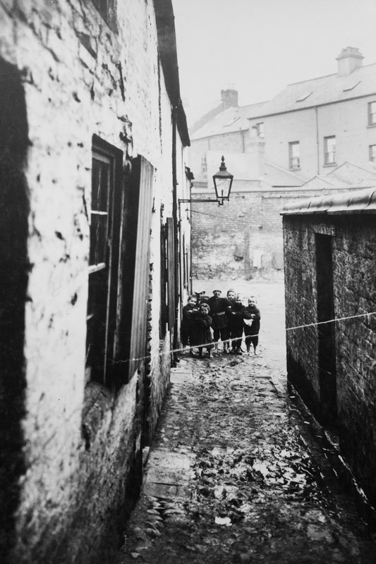 Belfast-Historical-Photographs-Famine-Linen-Production-001 | Where and Wander