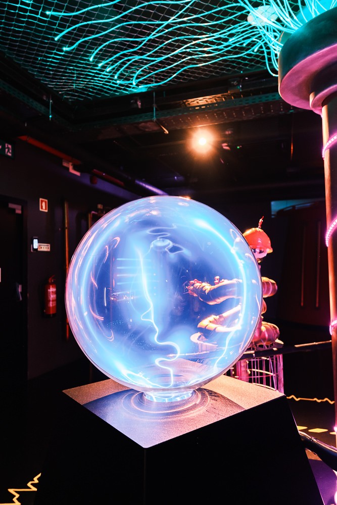 Neonia-Porto-Museum-Walk-Through-004 | Where and Wander